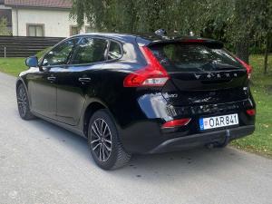 Melns Volvo V40 2017 Klaipėda, ar dzinēja tilpumu 1.97 L un nobraukumu 345 tūkst. km par 6400 €, foto 9 vietnē AUTOMOTO.COM.LV