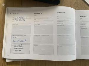Melns Volvo V40 2017 Klaipėda, ar dzinēja tilpumu 1.97 L un nobraukumu 345 tūkst. km par 6400 €, foto 34 vietnē AUTOMOTO.COM.LV