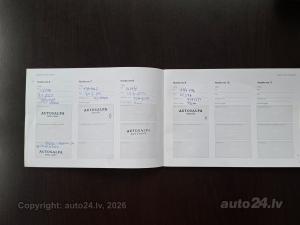 Black Volvo V40 2017 in Tartu, with an engine capacity of 2.00 L and mileage of 191 thousand km for 9990 €, photo 13 on AUTOMOTO.COM.LV