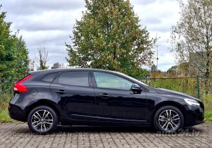Black Volvo V40 2017 in Tartu, with an engine capacity of 2.00 L and mileage of 191 thousand km for 9990 €, photo 15 on AUTOMOTO.COM.LV
