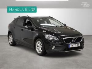 Black Volvo V40 2018 in Kaunas, with an engine capacity of 0.00 L and mileage of 77 thousand km for 21445 €, photo 2 on AUTOMOTO.COM.LV