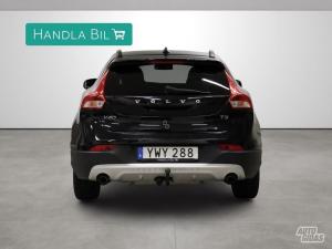 Black Volvo V40 2018 in Kaunas, with an engine capacity of 0.00 L and mileage of 77 thousand km for 21445 €, photo 7 on AUTOMOTO.COM.LV