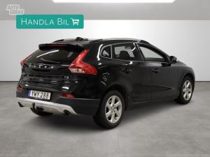 Black Volvo V40 2018 in Kaunas, with an engine capacity of 0.00 L and mileage of 77 thousand km for 21445 €, photo 8 on AUTOMOTO.COM.LV