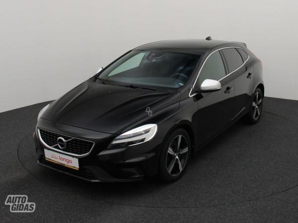 Black Volvo V40 2018 in Vilnius, with an engine capacity of 2.00 L and mileage of 206 thousand km for 12299 €, photo 1 on AUTOMOTO.COM.LV