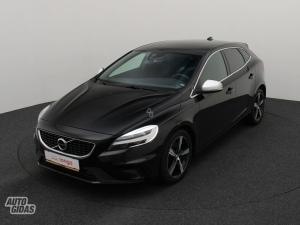 Black Volvo V40 2018 in Vilnius, with an engine capacity of 2.00 L and mileage of 206 thousand km for 12299 €, photo  on AUTOMOTO.COM.LV