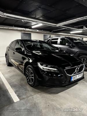 Melns Volvo V40 2018 Tallina, ar dzinēja tilpumu 2.00 L un nobraukumu 180 tūkst. km par 12400 €, foto  vietnē AUTOMOTO.COM.LV