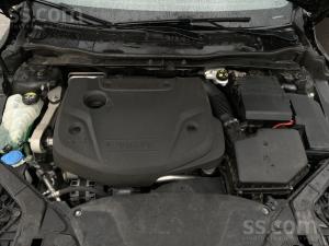 Melns Volvo V40 2018 Ogre, ar dzinēja tilpumu 2.00 L un nobraukumu 178 tūkst. km par 9790 €, foto 19 vietnē AUTOMOTO.COM.LV