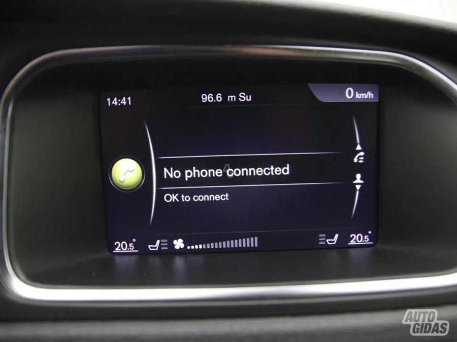 Black Volvo V40 2018 in Vilnius, with an engine capacity of 2.00 L and mileage of 179 thousand km for 12099 €, photo 24 on AUTOMOTO.COM.LV