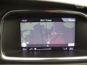 Black Volvo V40 2018 in Vilnius, with an engine capacity of 2.00 L and mileage of 179 thousand km for 12099 €, photo 25 on AUTOMOTO.COM.LV
