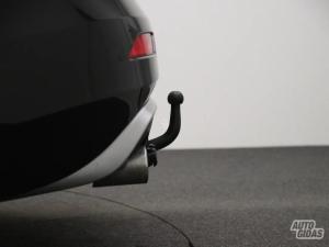 Black Volvo V40 2018 in Vilnius, with an engine capacity of 2.00 L and mileage of 179 thousand km for 12099 €, photo 30 on AUTOMOTO.COM.LV