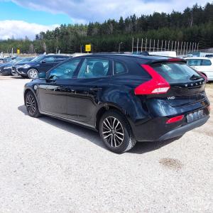 Melns Volvo V40 2019 Viļņa, ar dzinēja tilpumu 1.50 L un nobraukumu 245 tūkst. km par 10800 €, foto 7 vietnē AUTOMOTO.COM.LV