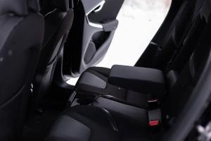 Melns Volvo V40 2019 Rīga, ar dzinēja tilpumu 2.00 L un nobraukumu 169 tūkst. km par 12995 €, foto 10 vietnē AUTOMOTO.COM.LV