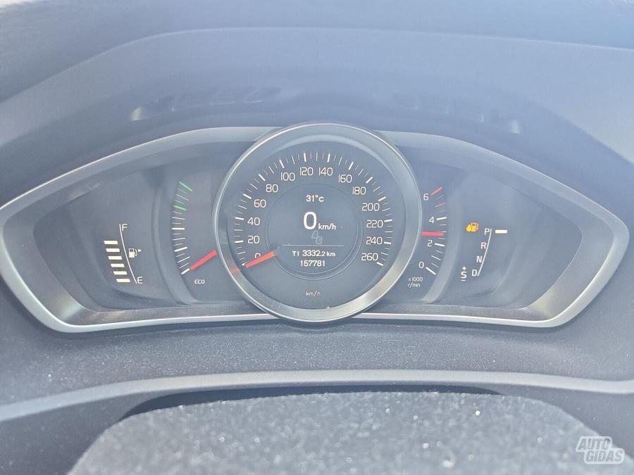 Melns Volvo V40 2019 Viļņa, ar dzinēja tilpumu 2.00 L un nobraukumu 158 tūkst. km par 9000 €, foto 8 vietnē AUTOMOTO.COM.LV