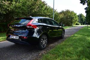 Black Volvo V40 2019 in Vilnius, with an engine capacity of 1.50 L and mileage of 248 thousand km for 9700 €, photo 7 on AUTOMOTO.COM.LV