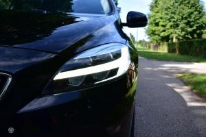 Black Volvo V40 2019 in Vilnius, with an engine capacity of 1.50 L and mileage of 248 thousand km for 9700 €, photo 9 on AUTOMOTO.COM.LV