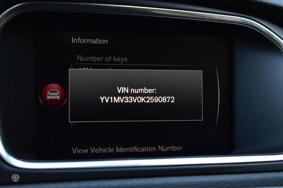 Black Volvo V40 2019 in Vilnius, with an engine capacity of 1.50 L and mileage of 248 thousand km for 9700 €, photo 16 on AUTOMOTO.COM.LV