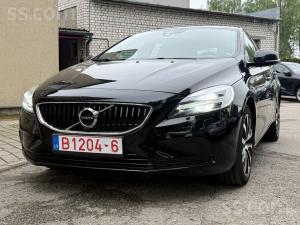 Black Volvo V40 2019 in Riga, with an engine capacity of 1.50 L and mileage of 0 thousand km for 10800 €, photo 3 on AUTOMOTO.COM.LV