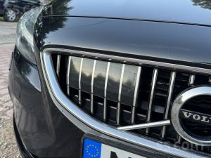 Melns Volvo V40 2017 Rīga, ar dzinēja tilpumu 2.00 L un nobraukumu 287 tūkst. km par 8000 €, foto 12 vietnē AUTOMOTO.COM.LV
