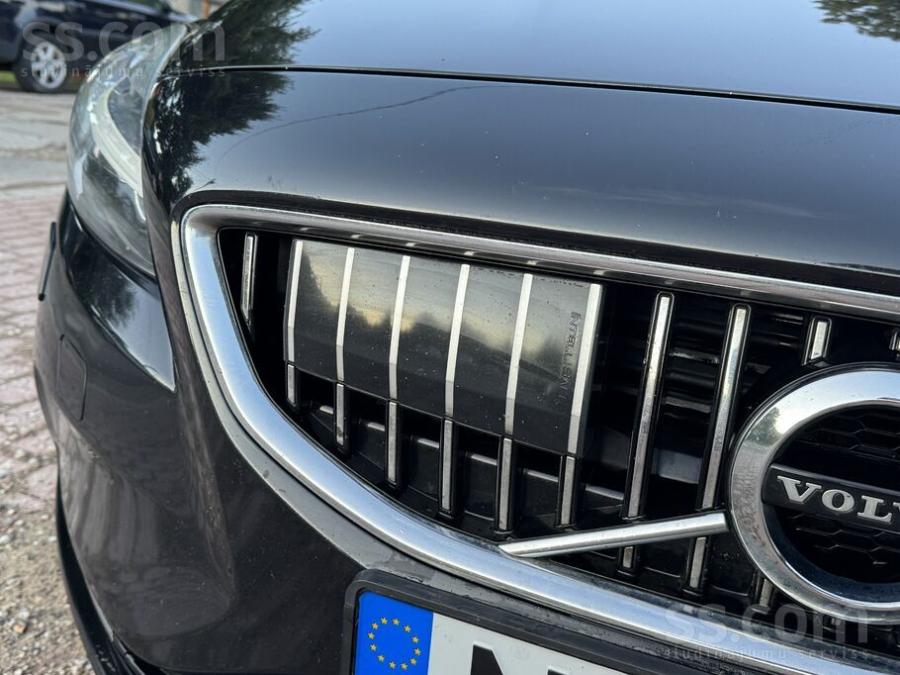 Melns Volvo V40 2017 Rīga, ar dzinēja tilpumu 2.00 L un nobraukumu 287 tūkst. km par 8000 €, foto 12 vietnē AUTOMOTO.COM.LV