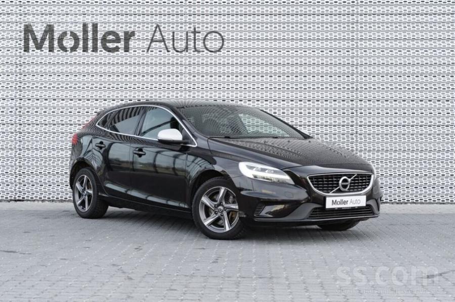 Black Volvo V40 2018 in Riga, with an engine capacity of 2.00 L and mileage of 205 thousand km for 10490 €, photo 3 on AUTOMOTO.COM.LV