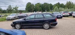 Melns Volvo V40 1998 Valmiera, ar dzinēja tilpumu 2.00 L un nobraukumu 168 tūkst. km par 670 €, foto 7 vietnē AUTOMOTO.COM.LV