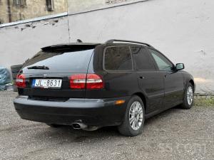 Melns Volvo V40 2002 Rīga, ar dzinēja tilpumu 1.90 L un nobraukumu 385 tūkst. km par 990 €, foto 7 vietnē AUTOMOTO.COM.LV