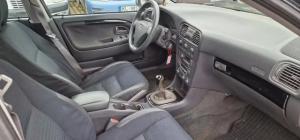 Black Volvo V40 2002 in Valmiera, with an engine capacity of 1.90 L and mileage of 264 thousand km for 1500 €, photo 10 on AUTOMOTO.COM.LV