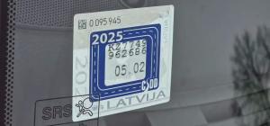 Black Volvo V40 2002 in Valmiera, with an engine capacity of 1.90 L and mileage of 264 thousand km for 1500 €, photo 12 on AUTOMOTO.COM.LV