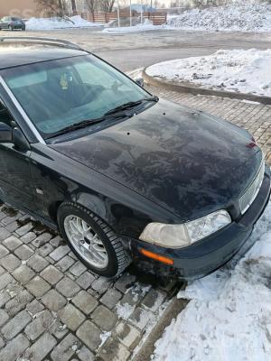 Черный Вольво В40 2003 в Вентспилс, объемом двигателя 1.90 л и пробегом 400 тыс. км за 750 €, фото 4 на AUTOMOTO.COM.LV