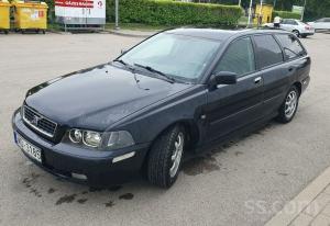 Melns Volvo V40 2003 Jelgava, ar dzinēja tilpumu 1.90 L un nobraukumu 306 tūkst. km par 1150 €, foto 4 vietnē AUTOMOTO.COM.LV