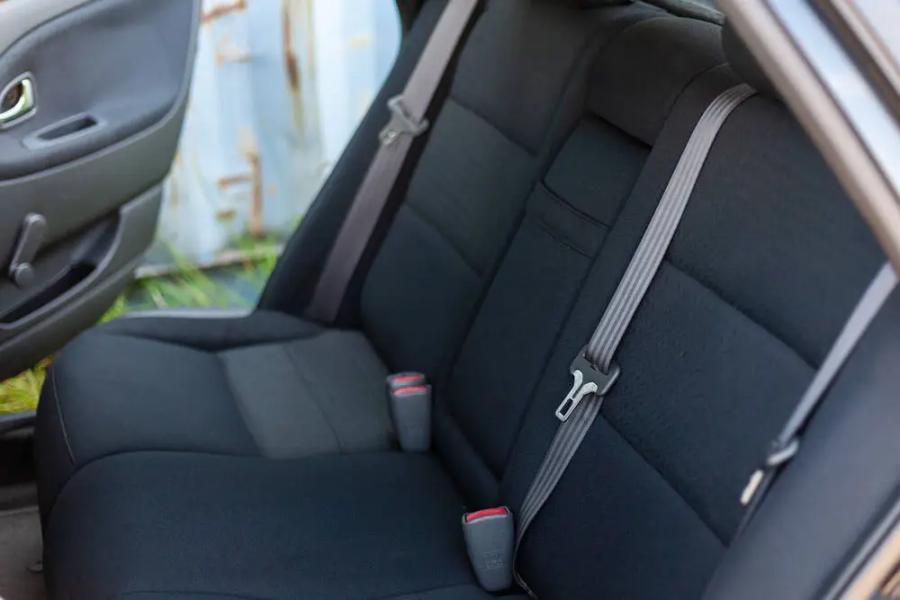 Melns Volvo V40 2004 Rīga, ar dzinēja tilpumu 1.90 L un nobraukumu 175 tūkst. km par 2495 €, foto 22 vietnē AUTOMOTO.COM.LV