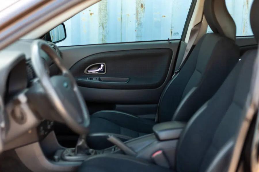 Melns Volvo V40 2004 Rīga, ar dzinēja tilpumu 1.90 L un nobraukumu 175 tūkst. km par 2495 €, foto 29 vietnē AUTOMOTO.COM.LV