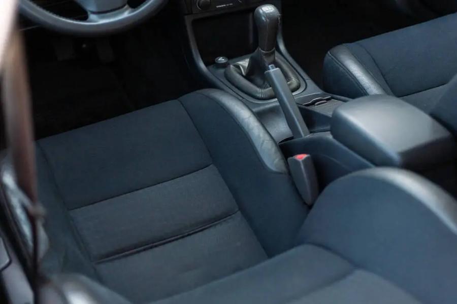 Melns Volvo V40 2004 Rīga, ar dzinēja tilpumu 1.90 L un nobraukumu 175 tūkst. km par 2495 €, foto 30 vietnē AUTOMOTO.COM.LV