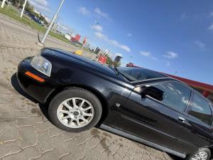 Black Volvo V40 2004 in Kaunas, with an engine capacity of 1.78 L and mileage of 216 thousand km for 1750 €, photo 6 on AUTOMOTO.COM.LV