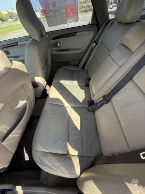 Black Volvo V40 2004 in Kaunas, with an engine capacity of 1.78 L and mileage of 216 thousand km for 1750 €, photo 20 on AUTOMOTO.COM.LV