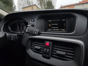 Черный Вольво В40 2012 в Екабпилс, объемом двигателя 1.60 л и пробегом 274 тыс. км за 6490 €, фото 21 на AUTOMOTO.COM.LV