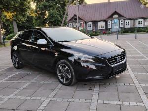 Black Volvo V40 2012 in Raseiniai, with an engine capacity of 2.00 L and mileage of 284 thousand km for 6500 €, photo 9 on AUTOMOTO.COM.LV