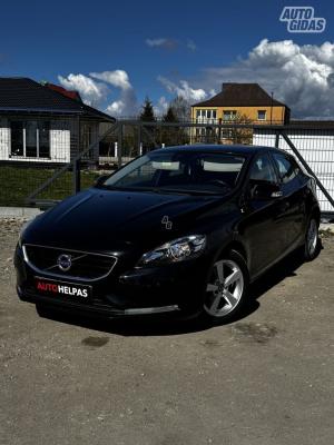 Melns Volvo V40 2013 Klaipėda, ar dzinēja tilpumu 1.60 L un nobraukumu 284 tūkst. km par 5750 €, foto  vietnē AUTOMOTO.COM.LV