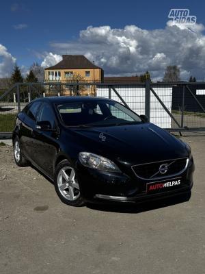 Melns Volvo V40 2013 Klaipėda, ar dzinēja tilpumu 1.60 L un nobraukumu 284 tūkst. km par 5750 €, foto 4 vietnē AUTOMOTO.COM.LV