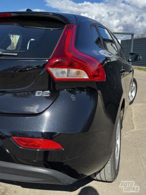 Melns Volvo V40 2013 Klaipėda, ar dzinēja tilpumu 1.60 L un nobraukumu 284 tūkst. km par 5750 €, foto 9 vietnē AUTOMOTO.COM.LV