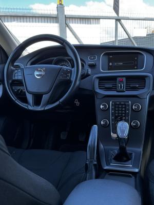 Melns Volvo V40 2013 Klaipėda, ar dzinēja tilpumu 1.60 L un nobraukumu 284 tūkst. km par 5750 €, foto 12 vietnē AUTOMOTO.COM.LV