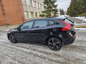 Черный Вольво В40 2013 в Екабпилс, объемом двигателя 1.60 л и пробегом 298 тыс. км за 6490 €, фото 11 на AUTOMOTO.COM.LV