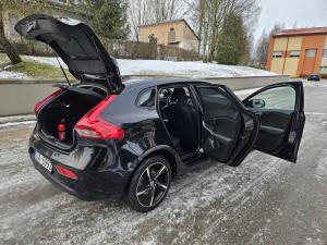 Черный Вольво В40 2013 в Екабпилс, объемом двигателя 1.60 л и пробегом 298 тыс. км за 6490 €, фото 21 на AUTOMOTO.COM.LV