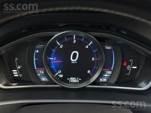 Черный Вольво В40 2013 в Валмиера, объемом двигателя 2.00 л и пробегом 149 тыс. км за 10400 €, фото 12 на AUTOMOTO.COM.LV