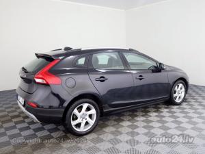 Melns Volvo V40 2014 Tallina, ar dzinēja tilpumu 2.00 L un nobraukumu 263 tūkst. km par 5999 €, foto 3 vietnē AUTOMOTO.COM.LV