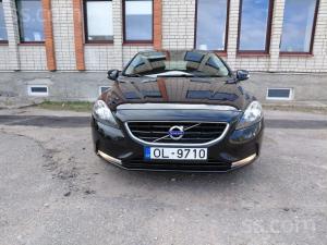 Melns Volvo V40 2014 Talsi, ar dzinēja tilpumu 1.60 L un nobraukumu 107 tūkst. km par 7200 €, foto 3 vietnē AUTOMOTO.COM.LV