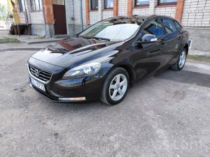 Melns Volvo V40 2014 Talsi, ar dzinēja tilpumu 1.60 L un nobraukumu 107 tūkst. km par 7200 €, foto 4 vietnē AUTOMOTO.COM.LV