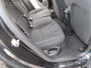 Melns Volvo V40 2014 Talsi, ar dzinēja tilpumu 1.60 L un nobraukumu 107 tūkst. km par 7200 €, foto 9 vietnē AUTOMOTO.COM.LV