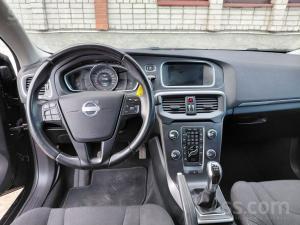 Melns Volvo V40 2014 Talsi, ar dzinēja tilpumu 1.60 L un nobraukumu 107 tūkst. km par 7200 €, foto 11 vietnē AUTOMOTO.COM.LV