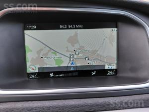 Melns Volvo V40 2014 Talsi, ar dzinēja tilpumu 1.60 L un nobraukumu 107 tūkst. km par 7200 €, foto 16 vietnē AUTOMOTO.COM.LV